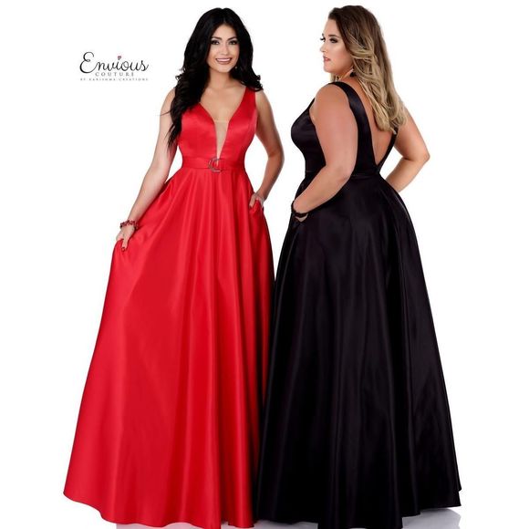 Envious Couture | Dresses | Black Envious Couture Size 24 Ball Gown ...